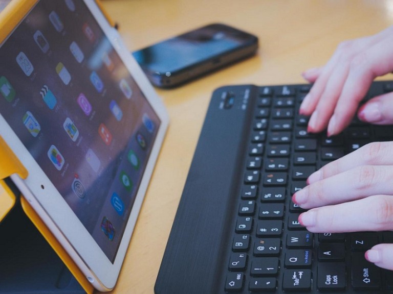 フォーム入力時にひらがな・カタカナ・全角・半角をjQueryで自動変換する | MUGEN WEB note